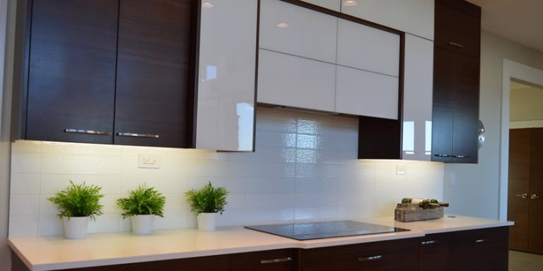 A Clean, Modern Look in Your Kitchen – Starcon Construction